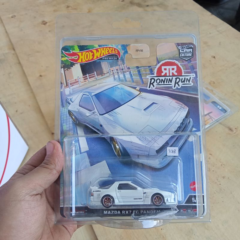 Hot wheels premium ronin run mazda rx7 fc pandem | Shopee Malaysia