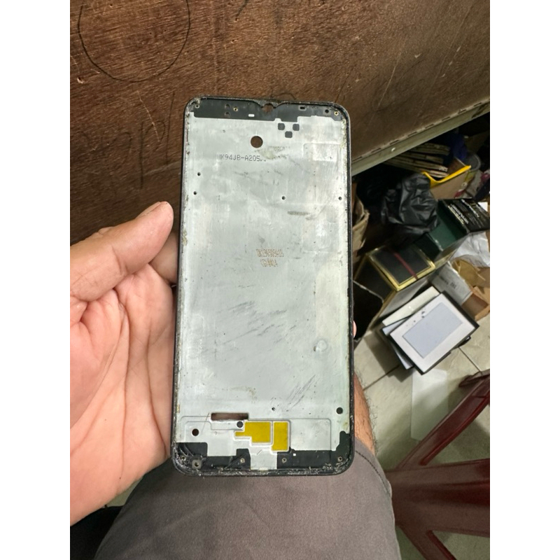 SAMSUNG A20 A205F LCD FRAME ORIGINAL COPOTAN | Shopee Malaysia