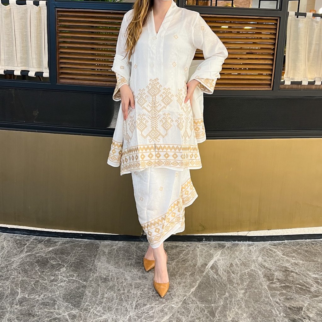 Lausboutique-Atdira Set- Sumba Motif-Embroidered Batik Suit | Shopee ...