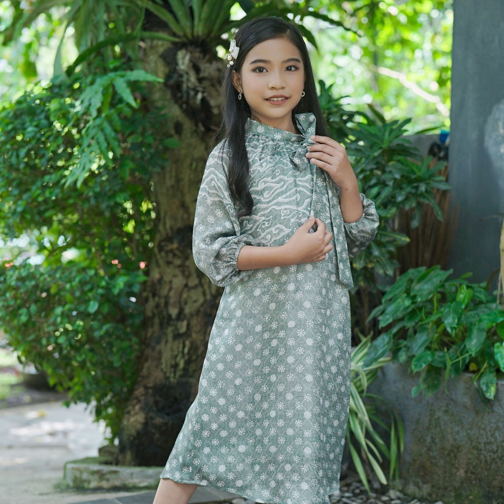 Batik TRUSMI Women's Eid Children's Dress Batik Mega Mendung Ramadhan ...