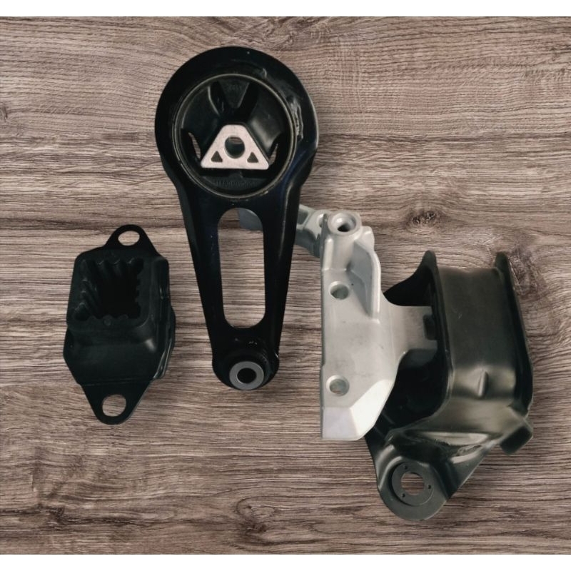 Engine MOUNTING LEFT RIGHT MIDDLE NISSAN MARCH.DATSUN GO. Grade A ...