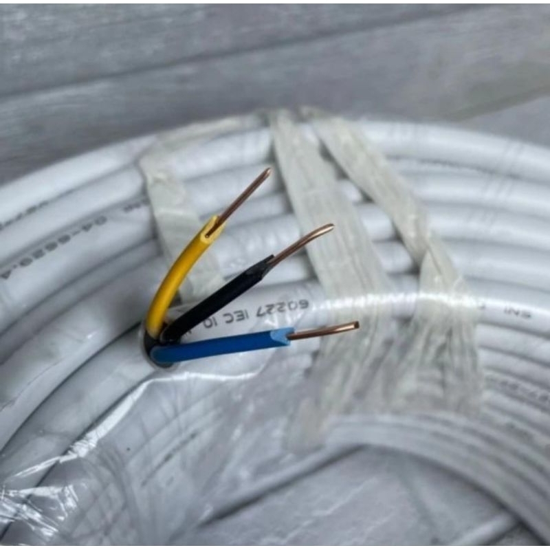 Copper Wire Electrical Cable Contains 3 White MYVO NYM 3X1.5MM Cables ...