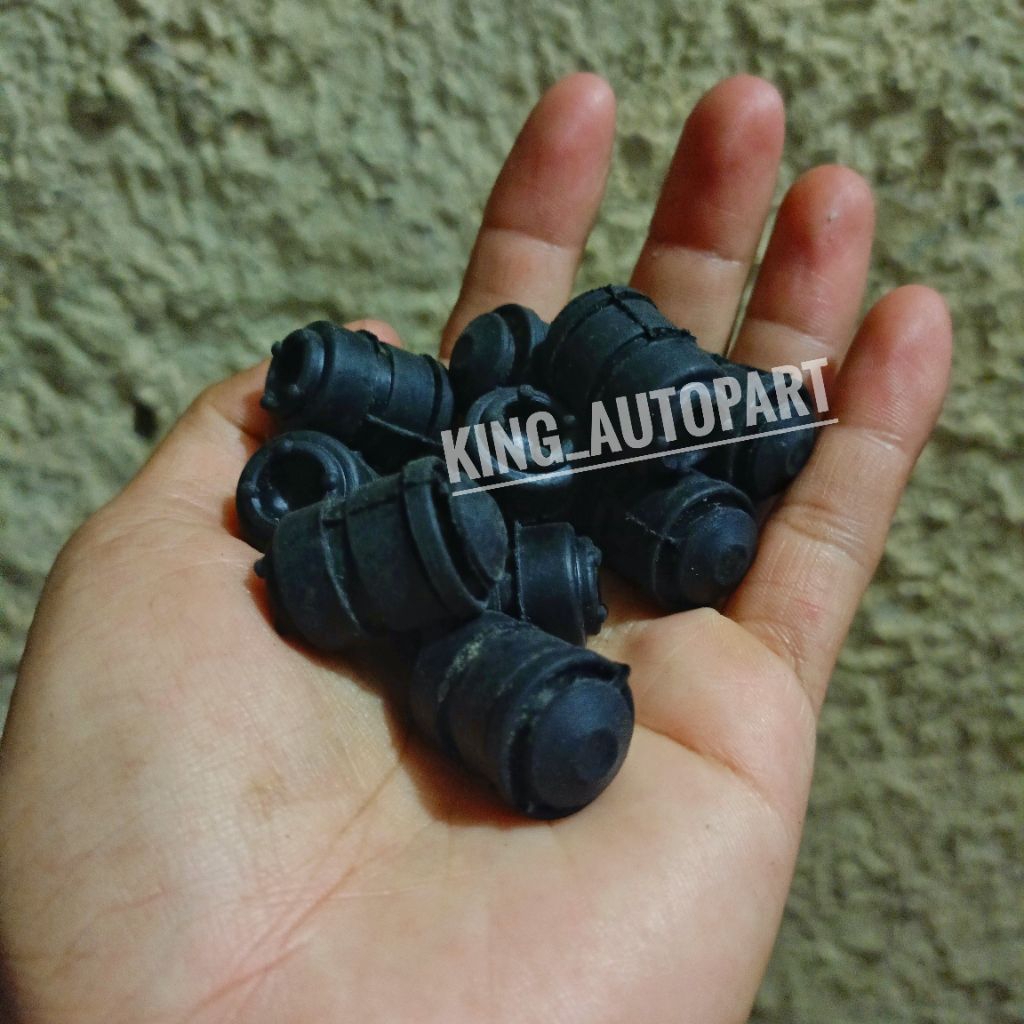 Toyota rush trunk retaining stopper rubber | Shopee Malaysia