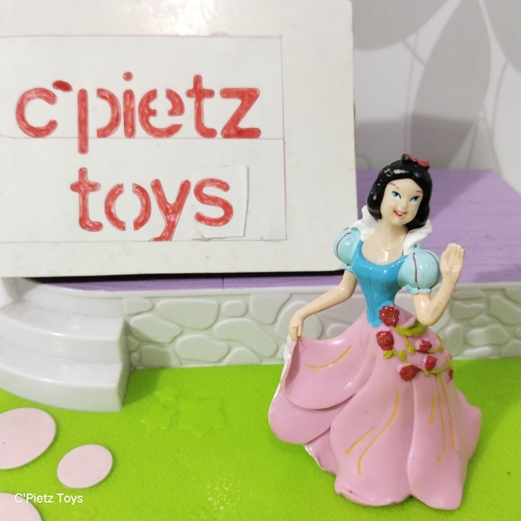Disney Princess Snow White Pink Skirt Figure (Second/Preloved) | Shopee ...
