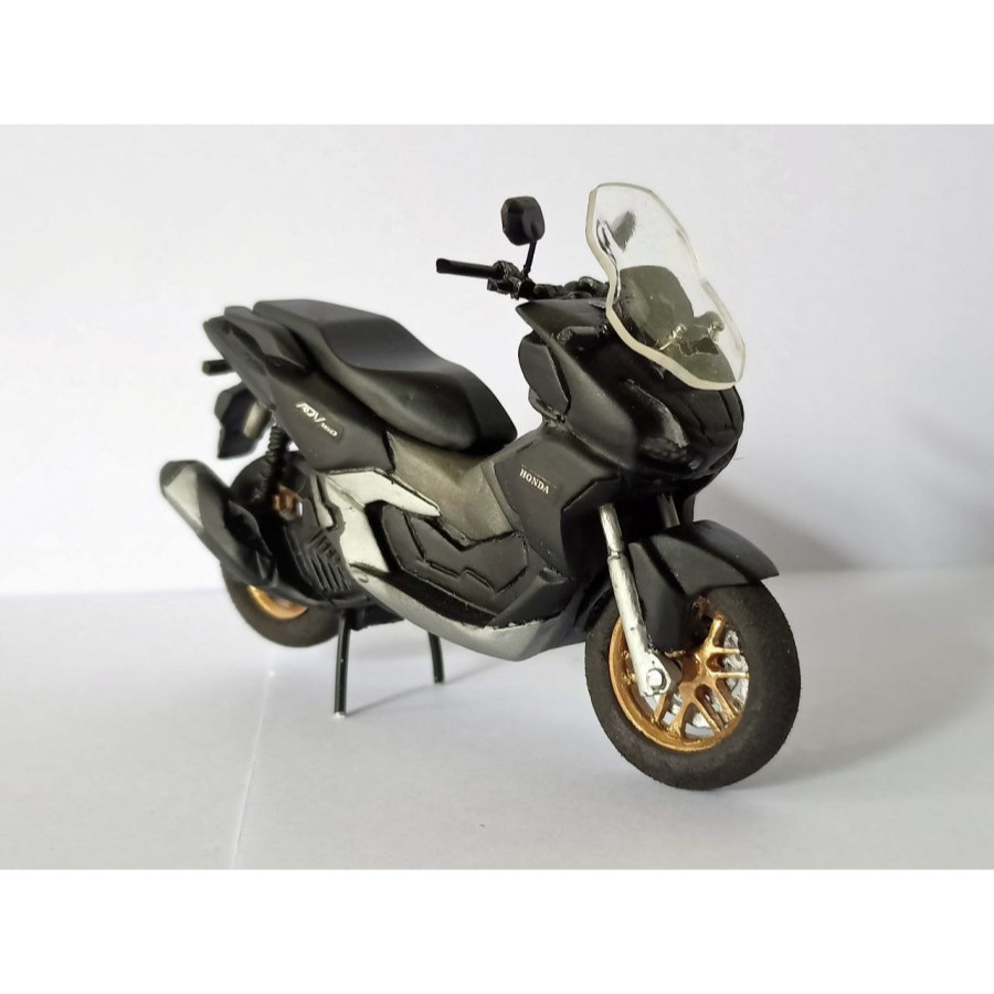 Miniature black Honda ADV 160 motorbike, 18 scale miniMO collection toy ...