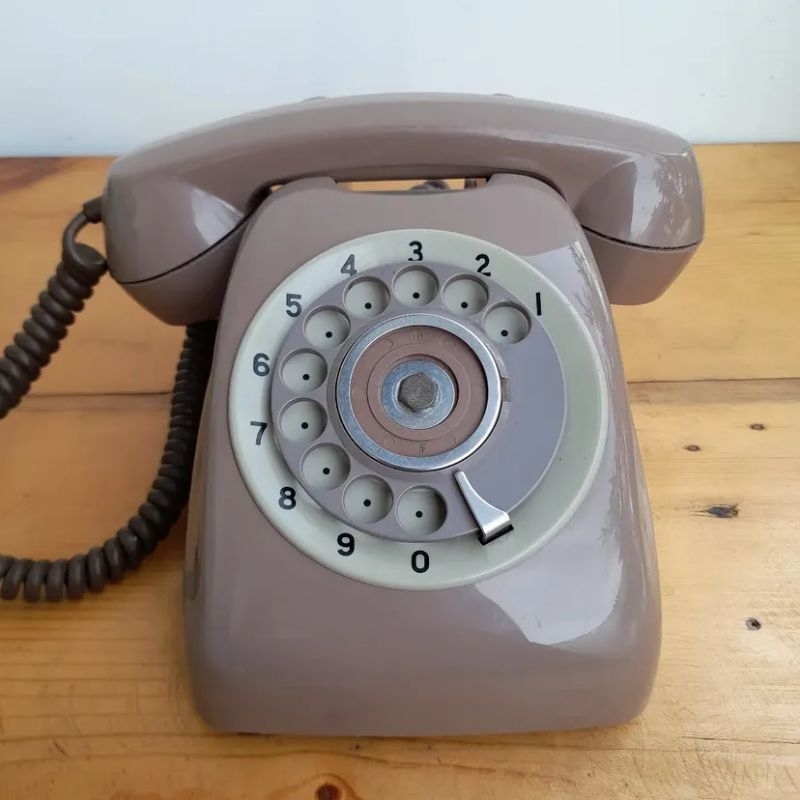 Old school rotating telephone | Shopee Malaysia
