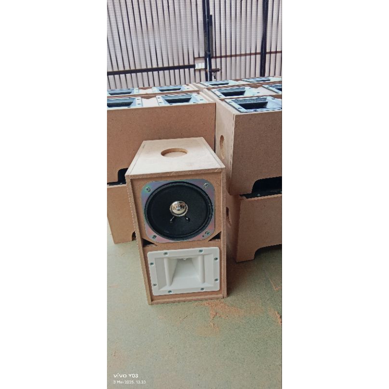 Material MDF BOARD Box Line Array 4 inch - Speaker 4 inch - Tweeter ...