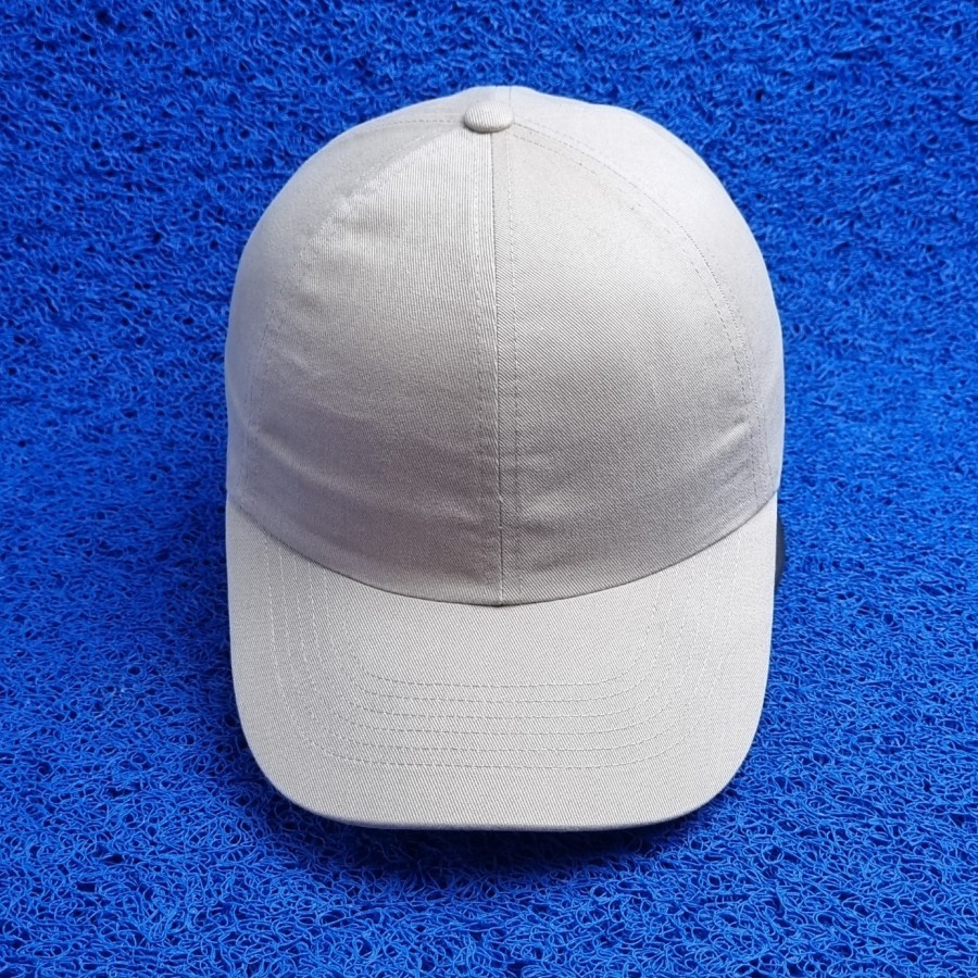 Uniqlo hat, second hand original soft material | Shopee Malaysia