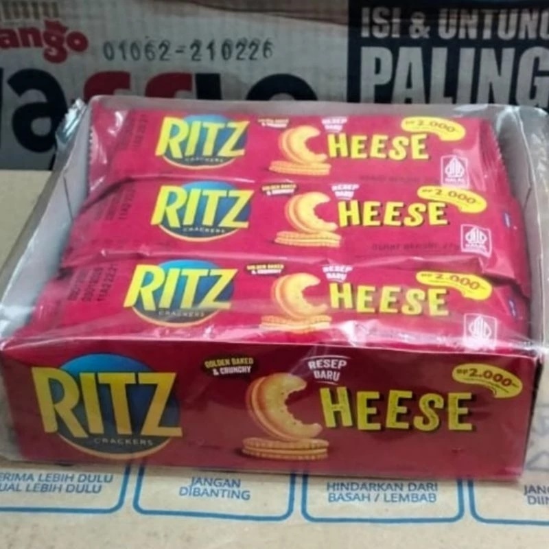 { 1 Pack contains 12 } Ritz Chocolate / Cheese crekers biscuits 27Gr ...
