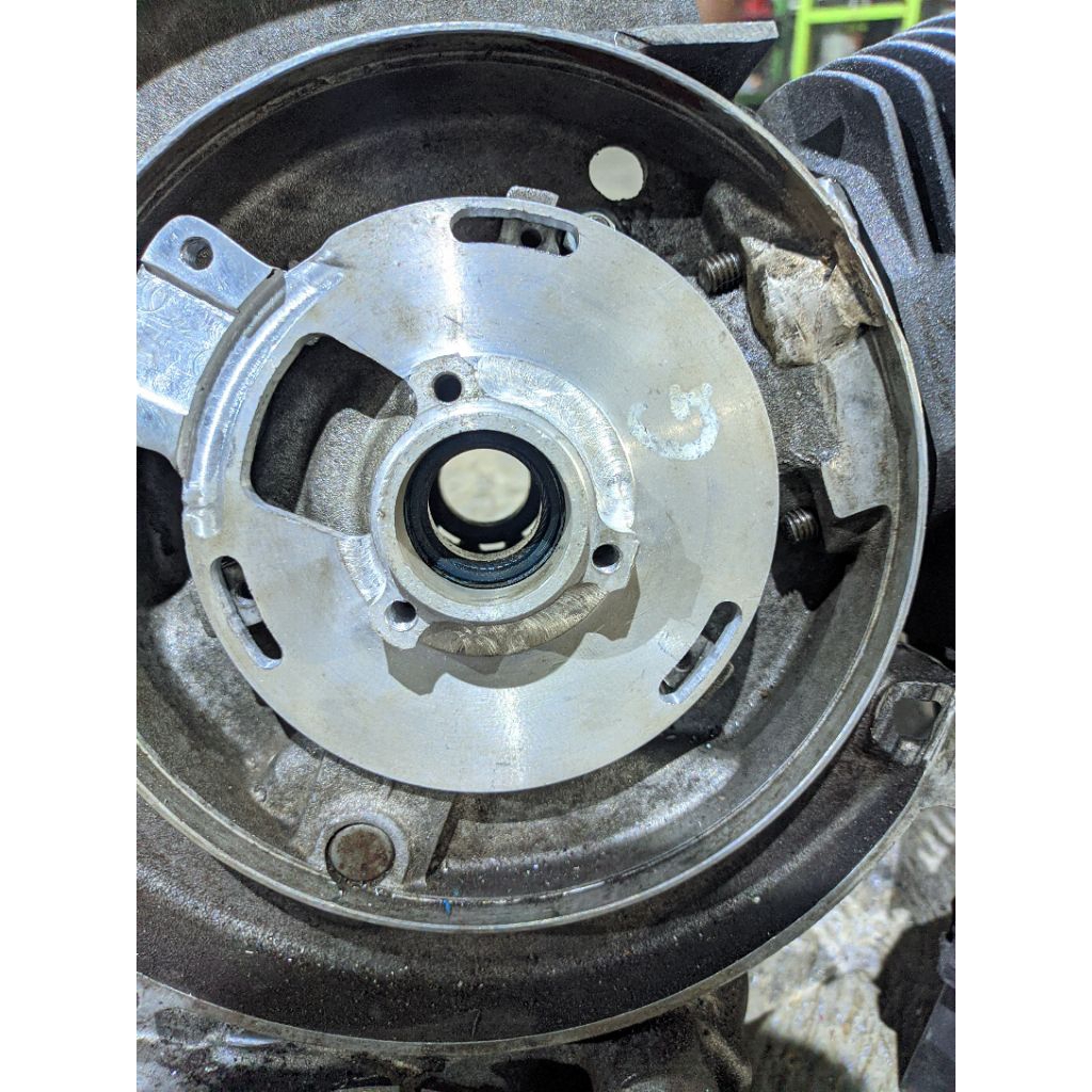 PLENDES MAGNET MIO PNP VESPA | Shopee Malaysia