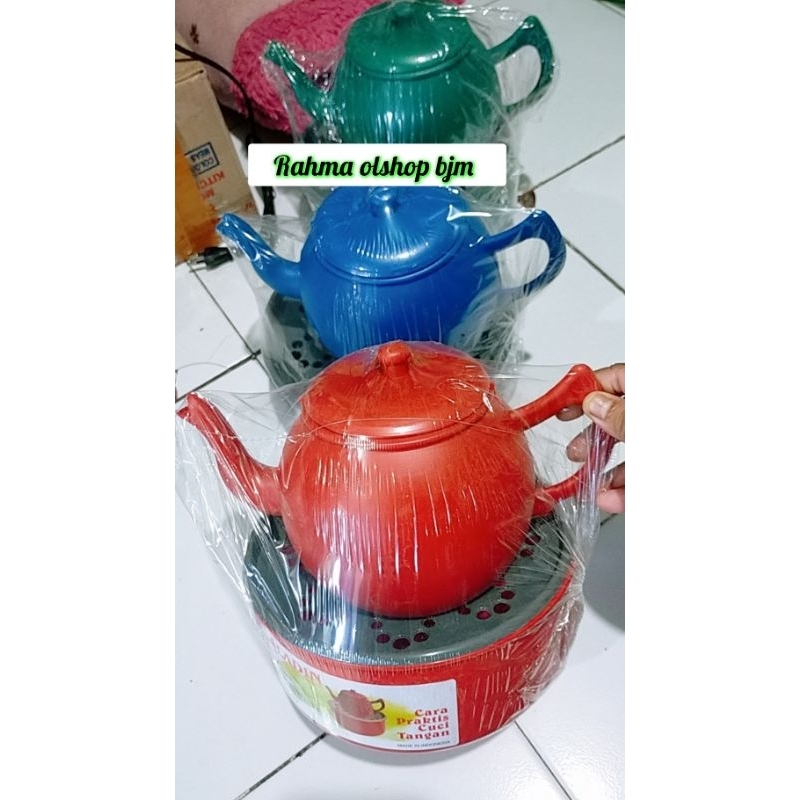 Aladdin hand washing teapot (color sent randomly according to stock ...