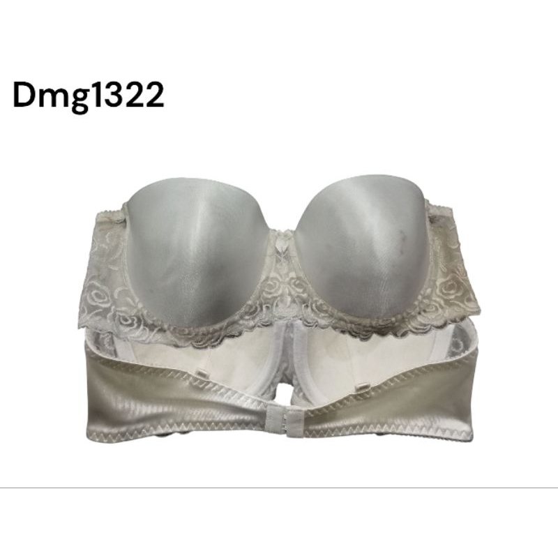 B Dmg1322 branded bra, wired foam bra, Riject size 34 bra | Shopee Malaysia
