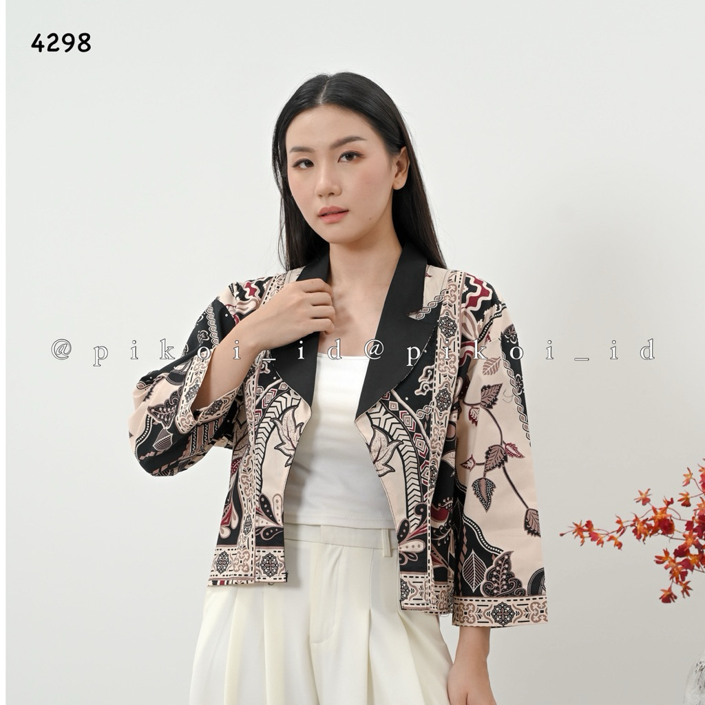 Modern women's batik Blazer Women's batik outer/ modern batik women's ...