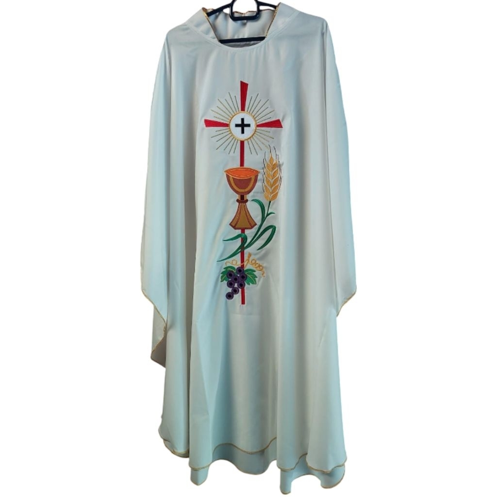 Catholic Priest Romo Kasula/Chasuble/Embroidered White Kasula | Shopee ...