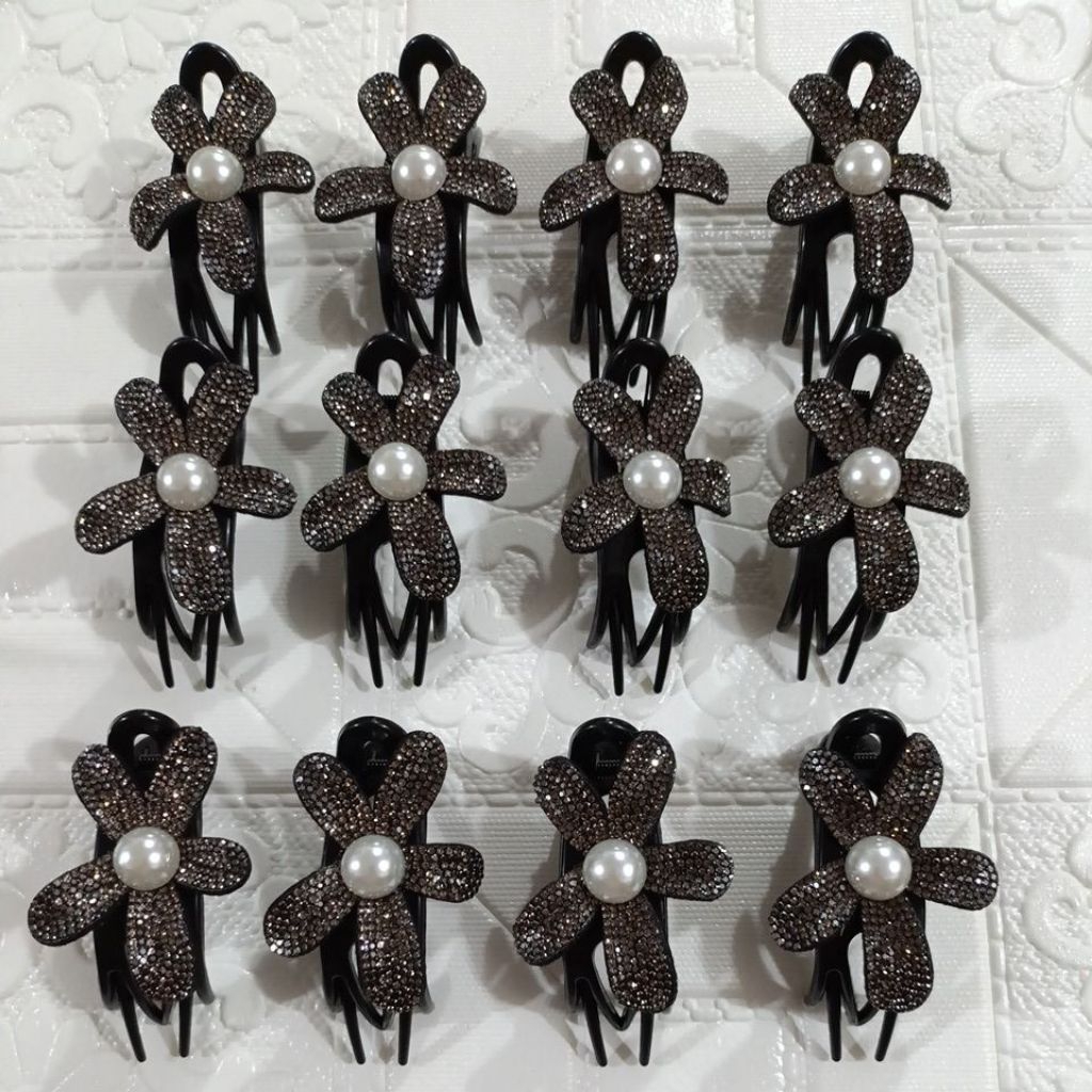 Luxury white Mote crystal flower pattern duck hair clips/hair clips ...