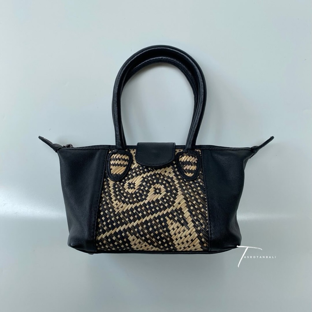 BALI RATTAN BAG | TOTE BAG | LEATHER BAG | Shoulder bag | Sling Bag ...