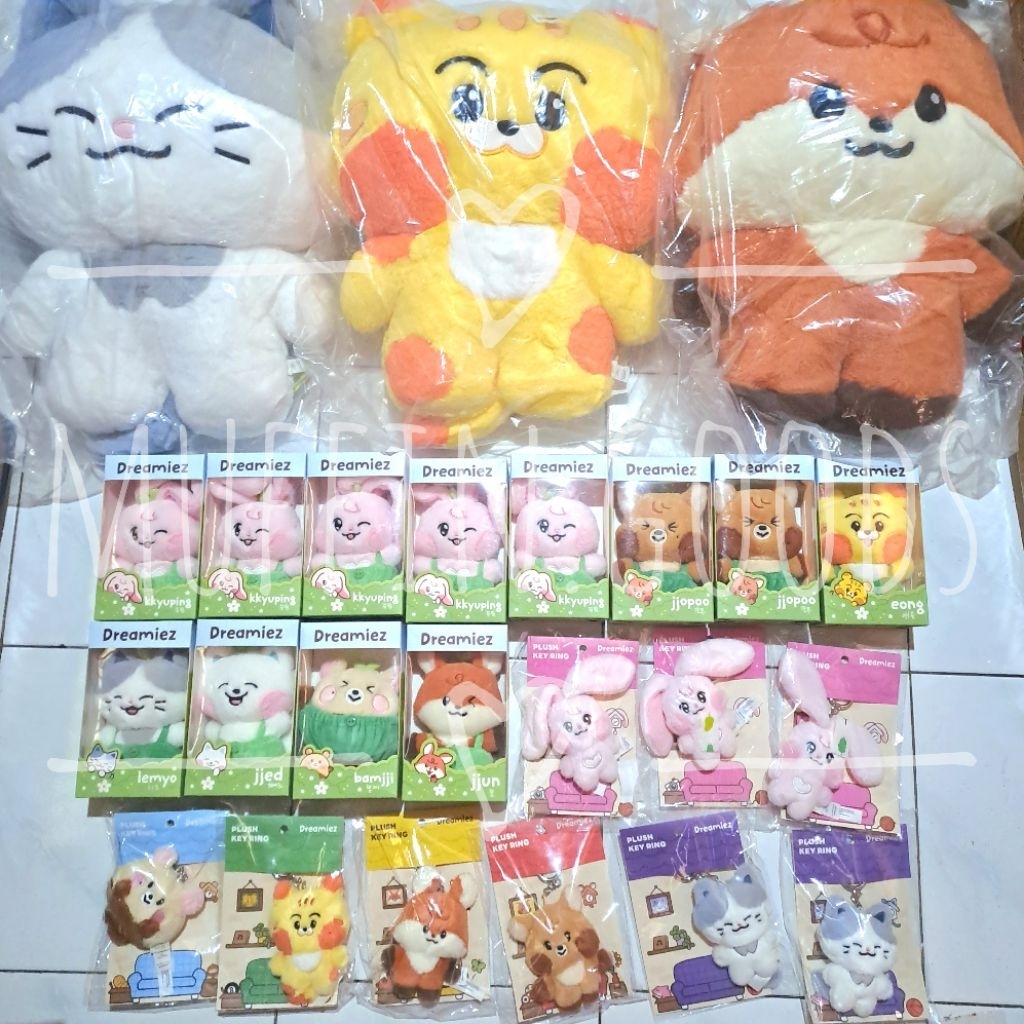 NCT DREAM X LINE FRIENDS DREAMIEZ SITTING PLUSH, V1, V2, KEYRING, FLAT ...