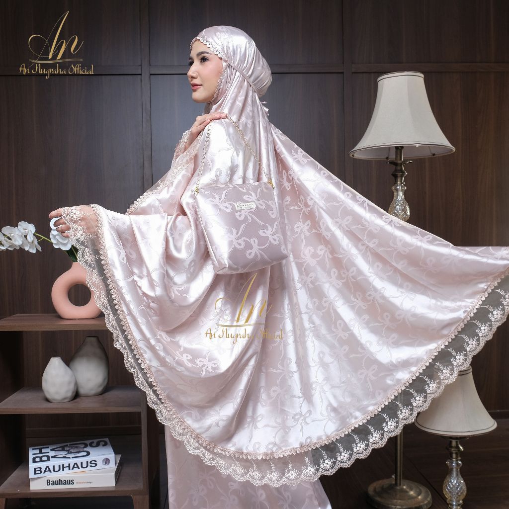 Armany Silk Jacquard Adult Telekung Prayer Robe with Luxurious Embossed ...