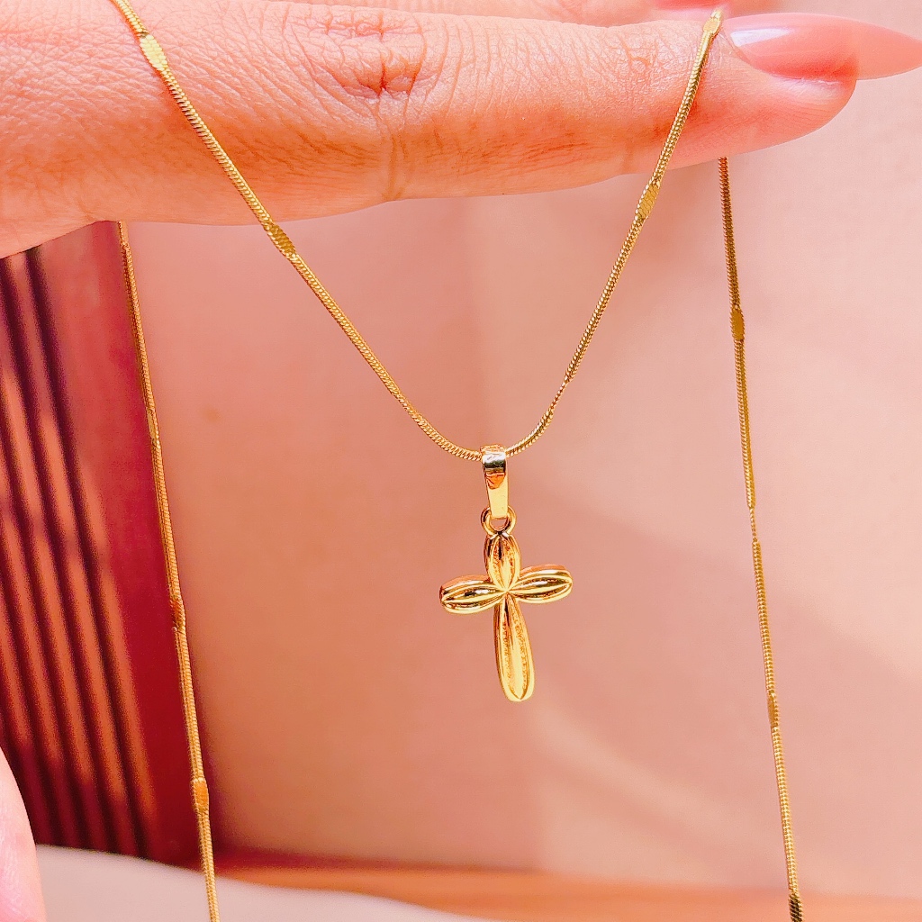 Beautiful Women's Necklace Lily Gold Chain Pendant 547 Gold. Premium ...