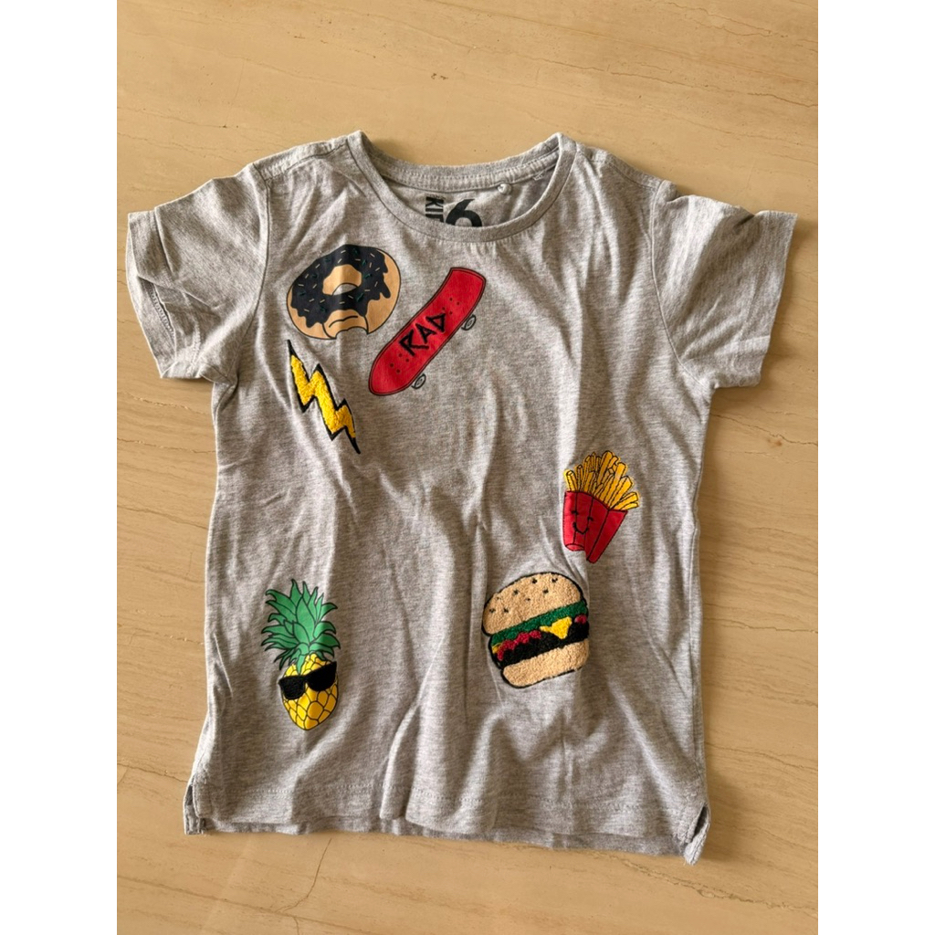 Preloved junkfoods favorite food patch cotton on kids size 6 years ...