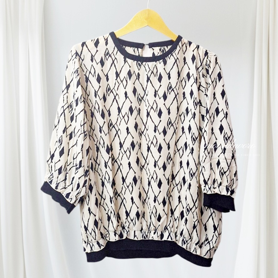 PAIGE CLASSY PRINTED LOOSE TOP KOREAN STYLE READY BKK BANGKOK PREMIUM ...