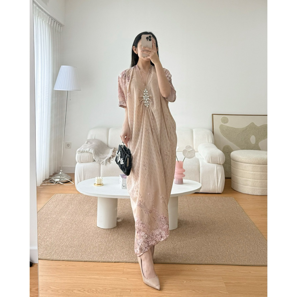 Kamiclothing.id 田 Aleayah Kaftan (women's semi-kaftan dress for Eid ...