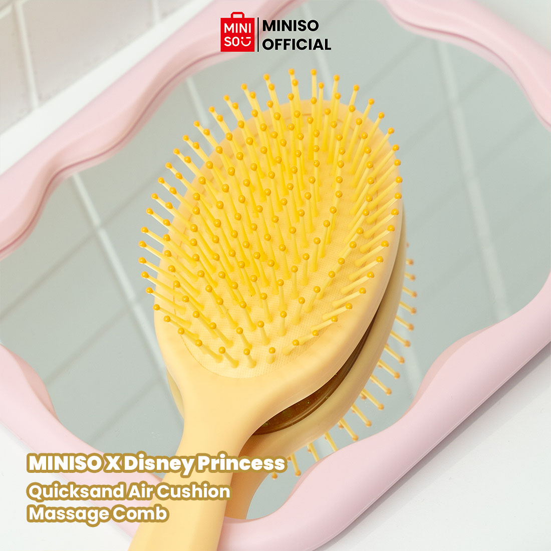 Miniso x Disney Princess Collection Massage Comb Glitter Massage Paddle ...