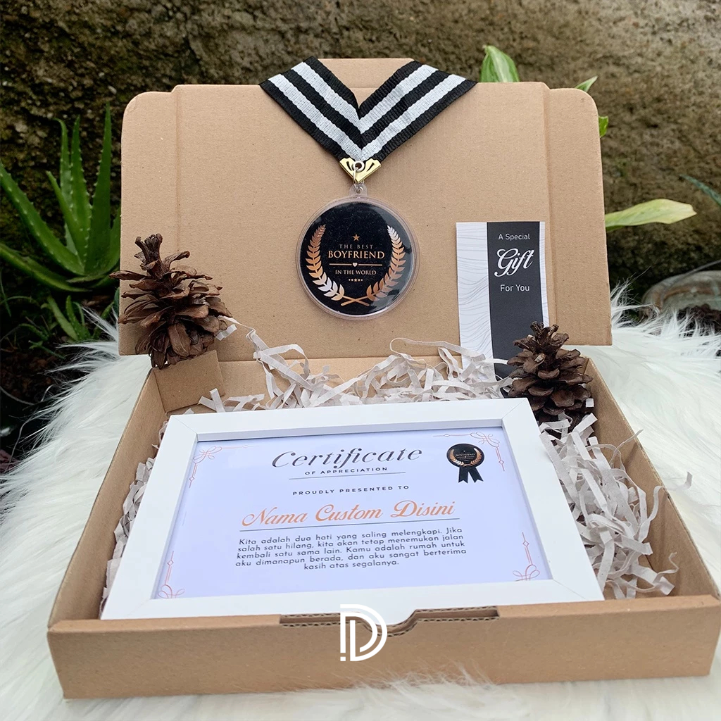 Acrylic Medal + Certificate Custom Best Boyfriend Ever Gift for Boys ...