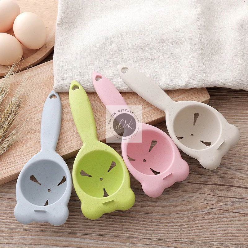 Egg Yolk Separator / Egg Yolk Separator / Egg Yolk Separator Spoon ...