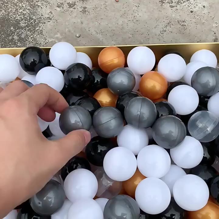 32mm Solid Gold Silver Colour Empty Plastic Capsule Ball Event Lucky ...