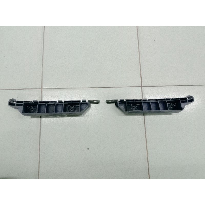Honda Stream Rn5 Bumper Bracket | Shopee Malaysia
