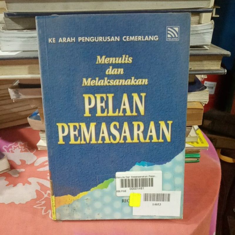 💹 buku pengetahuan perniagaan "menulis dan melaksanakan pelan pemasaran ...