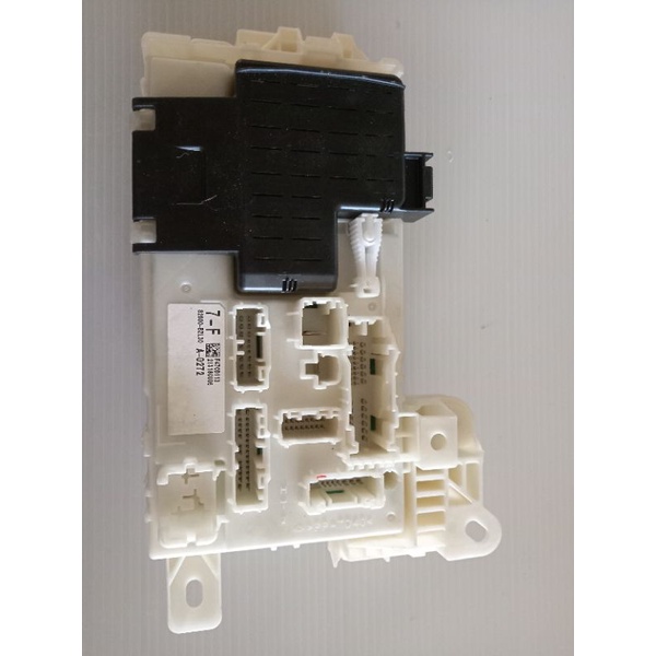 Perodua Myvi (2022) Fuse Box With Fuse (7-F) 82600-BZL30 Original (Used ...