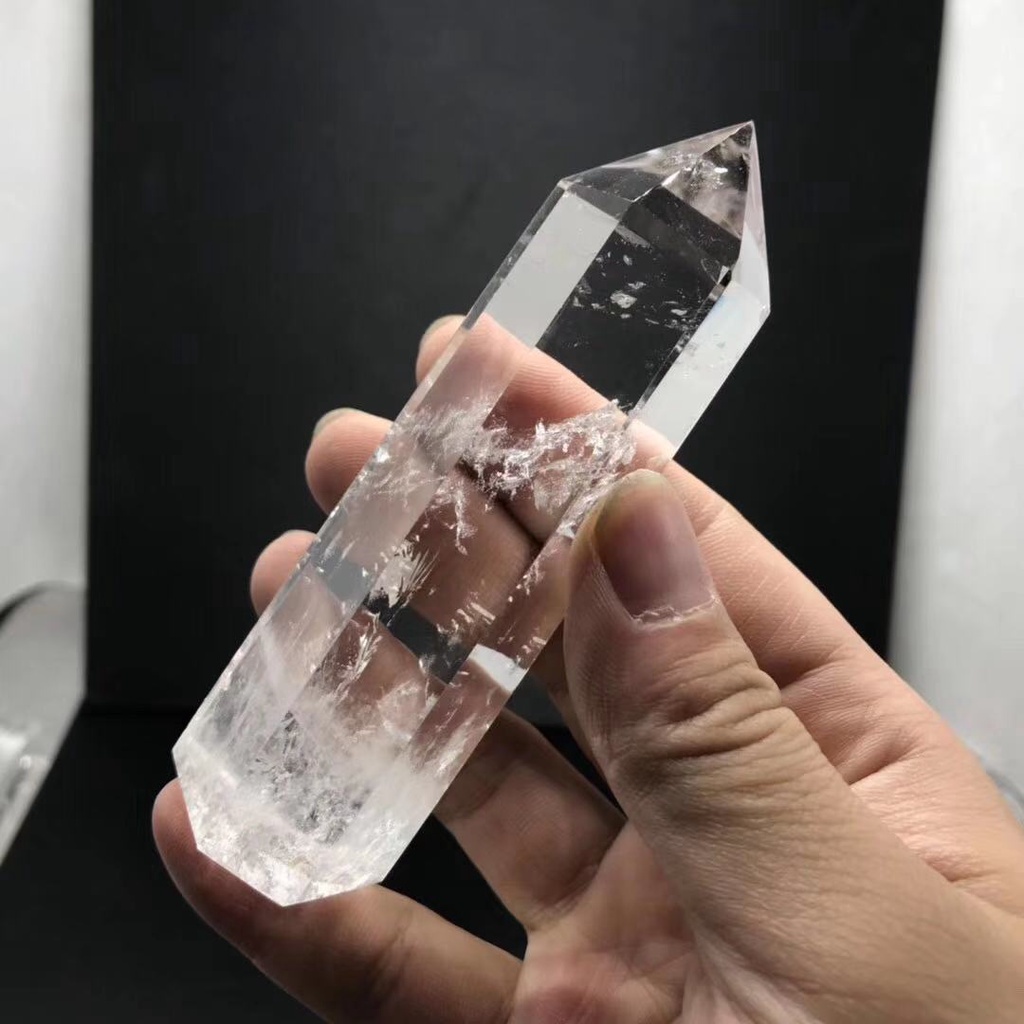 Beautiful Clear High Temperature Melted Smelting Crystal Quartz Point ...