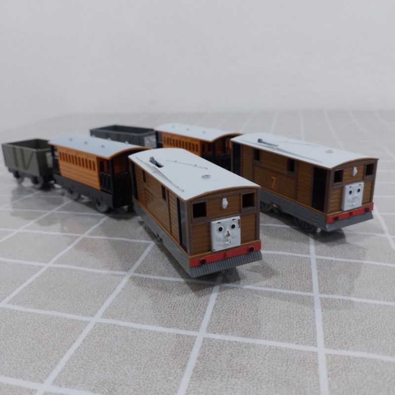 Plarail Thomas and friends Toby Ts-11 Takara Tomy | Shopee Malaysia