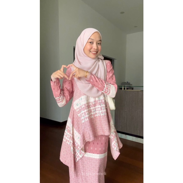 SALE RM79 Rayyan Haya' Yulia Flare Kurung Ironless BF Friendly Muslimah ...