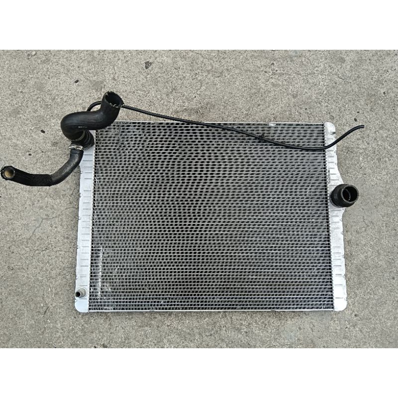 BMW f10 radiator 523i original bmw Germany | Shopee Malaysia