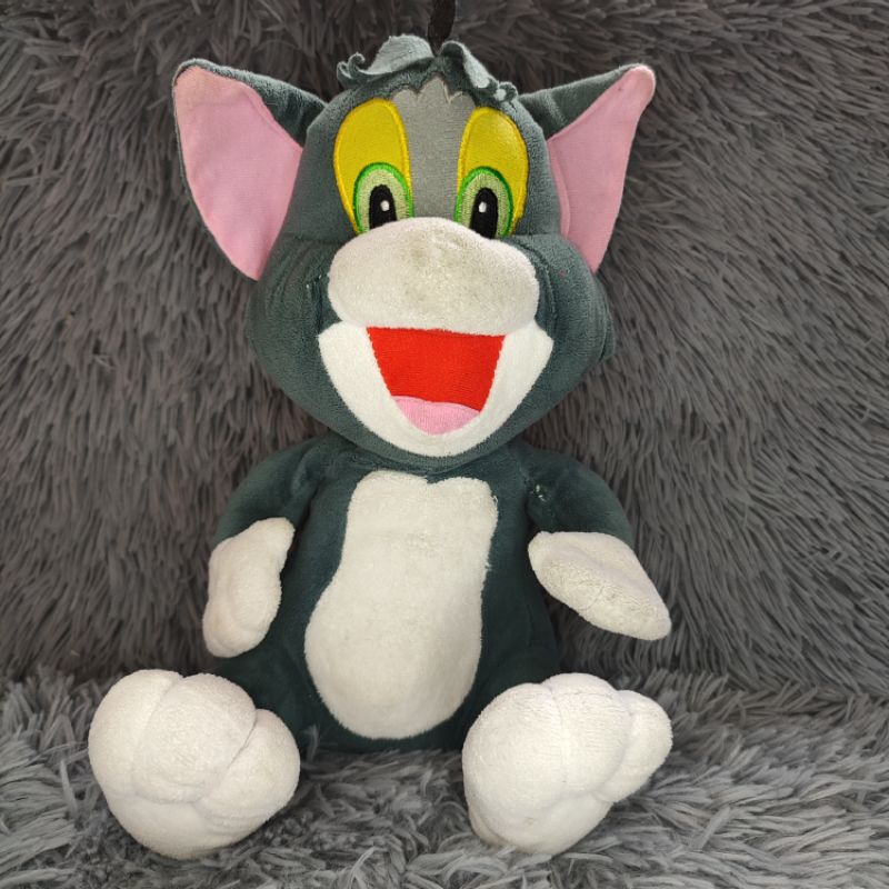 TOM AND JERRY - TOM PLUSH (nose defect) | Shopee Malaysia