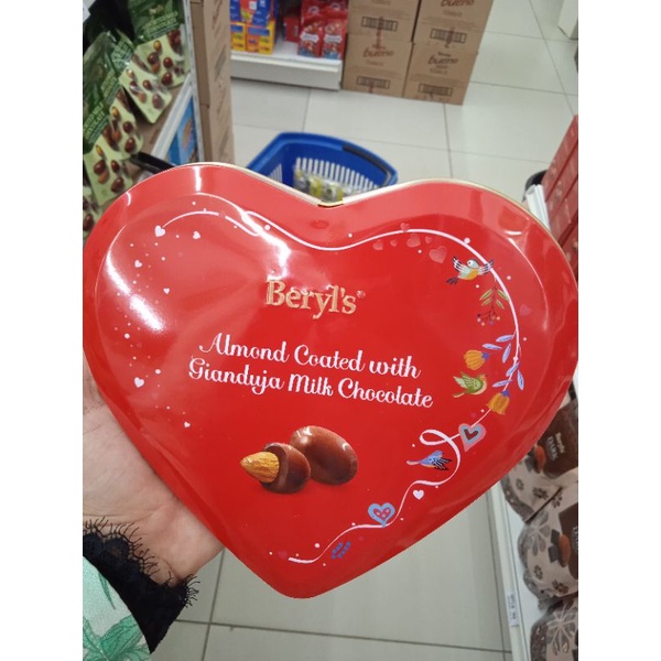 GIFT BOX LOVE CUTE (COKLAT BERYLS) | Shopee Malaysia