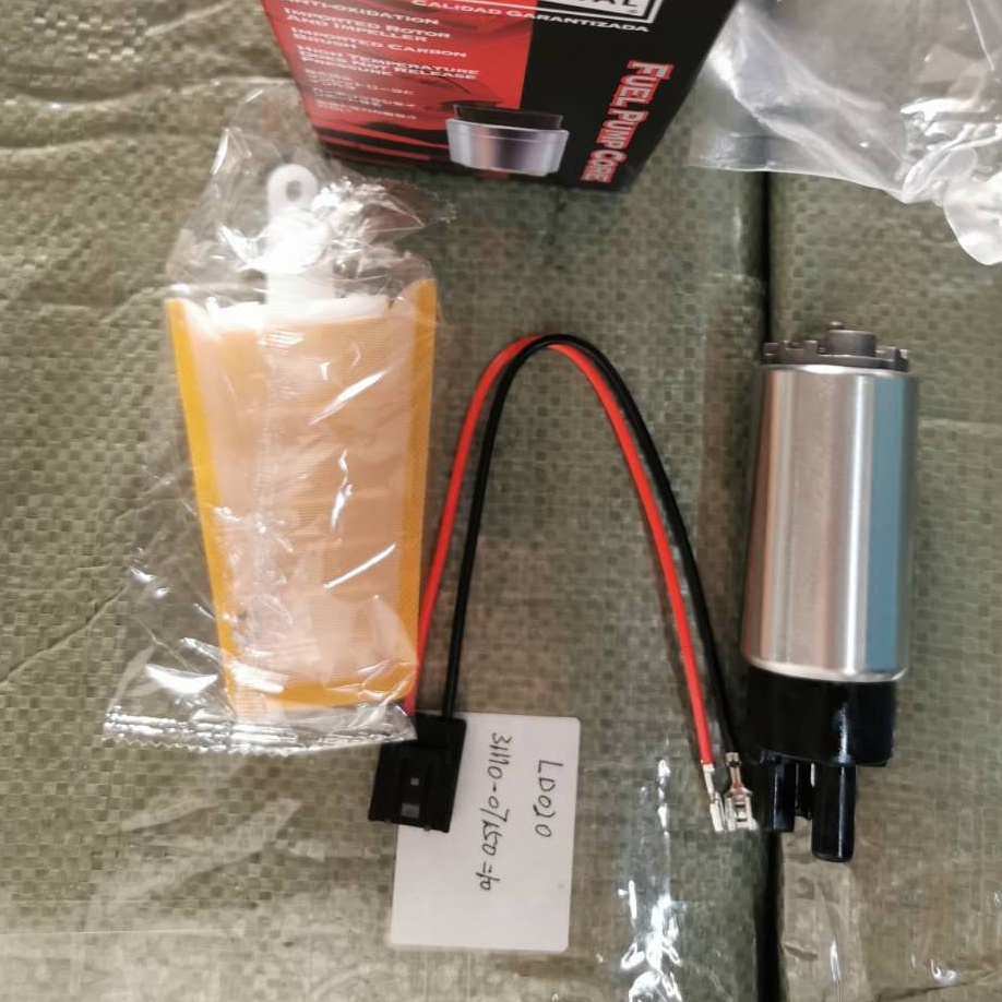 Small pin Fuel Pump Pila Gasolina Bomba De Combustible For toyota ...