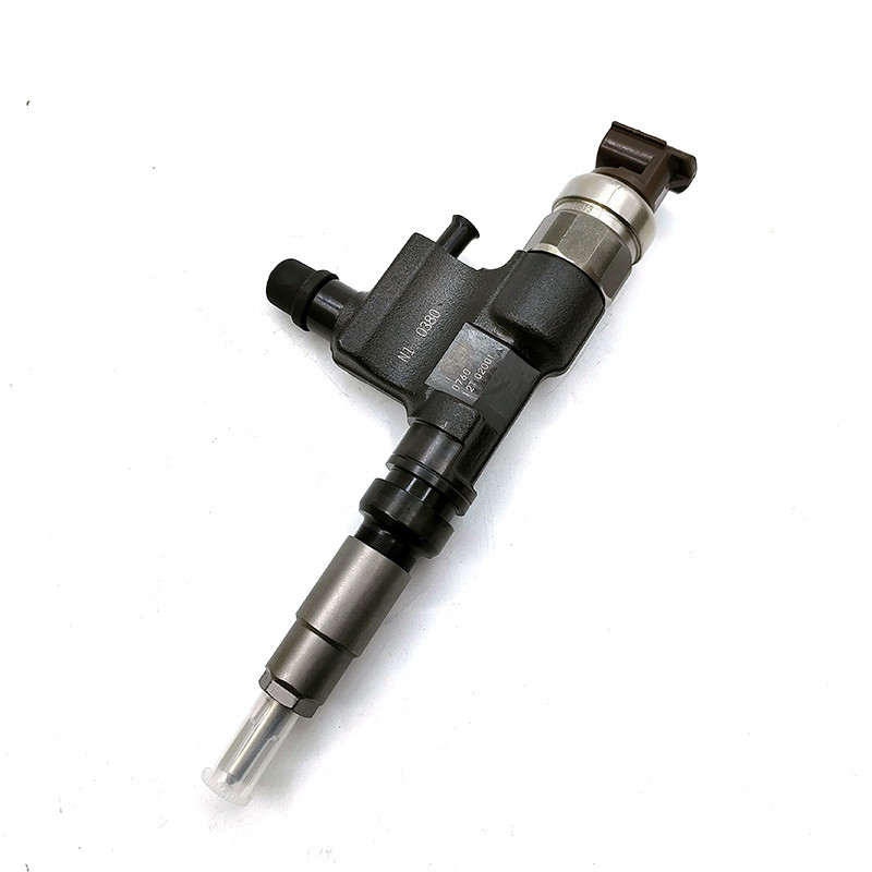 Re-manufactured Diesel fuel injector Common Rail Injector 1-15300415-1 095000-0760 095000-0761 ...