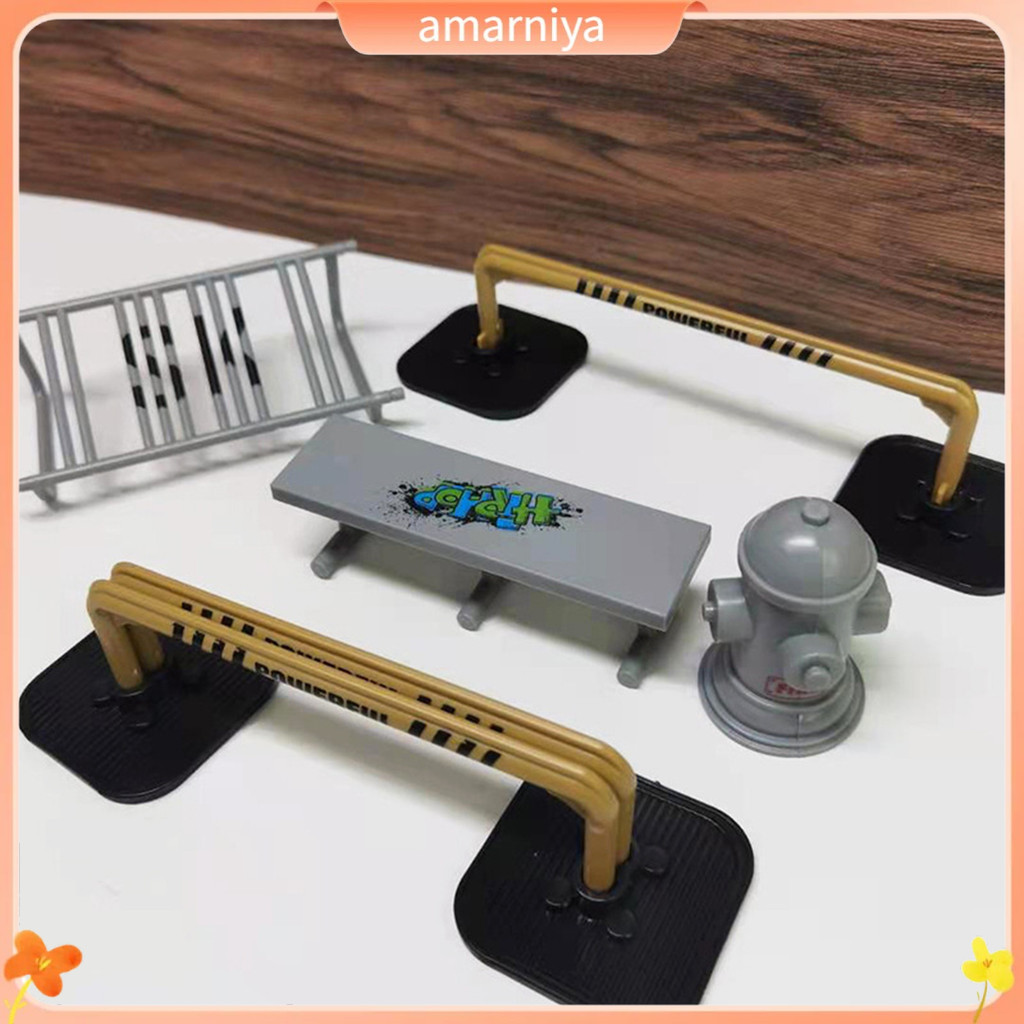 AMAR Plastic Finger Skate Park Skateboard Training Scene Props Easy ...