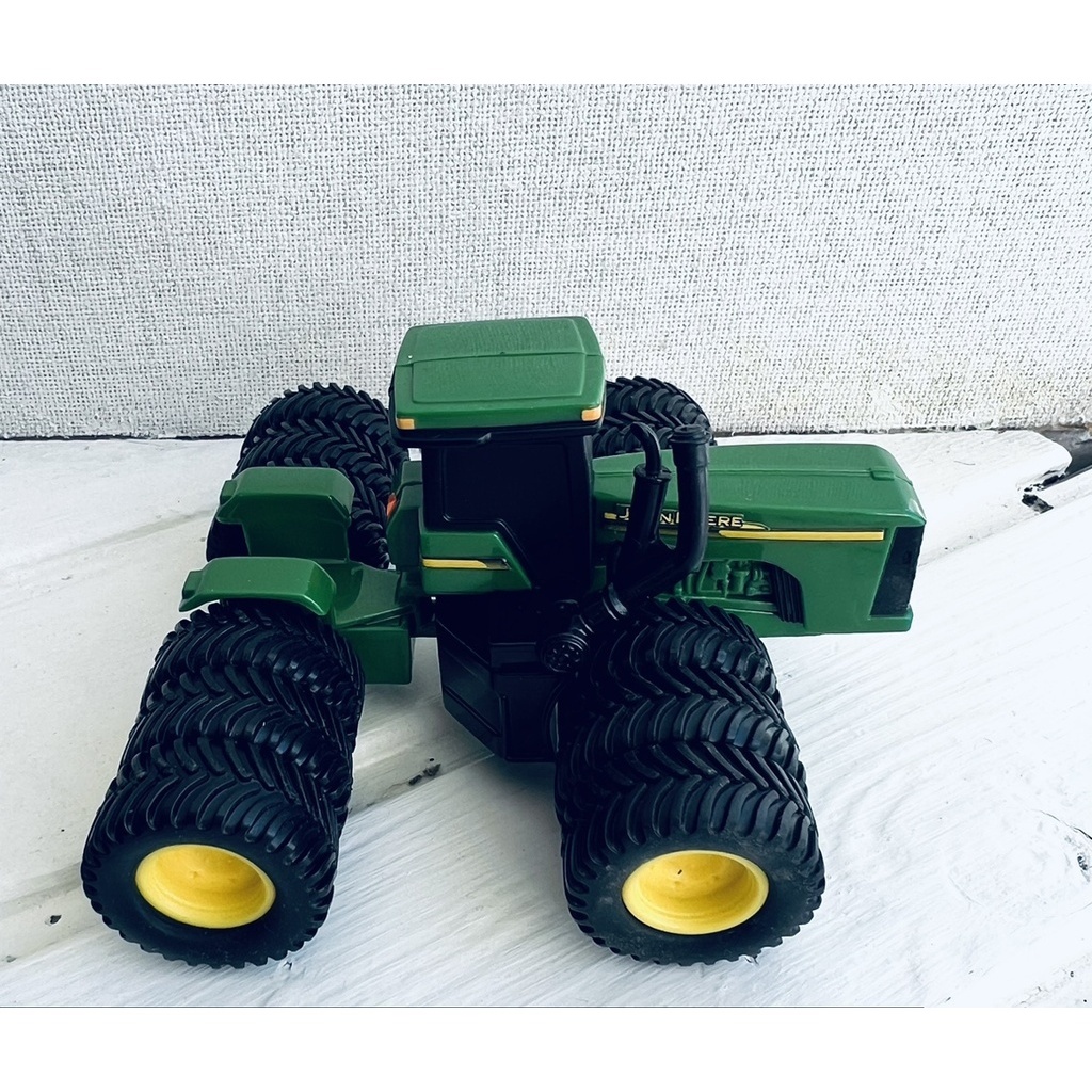 Antu Genuine Bulk Tractor 12 Wheel Tractor Model Ornaments Children's ...