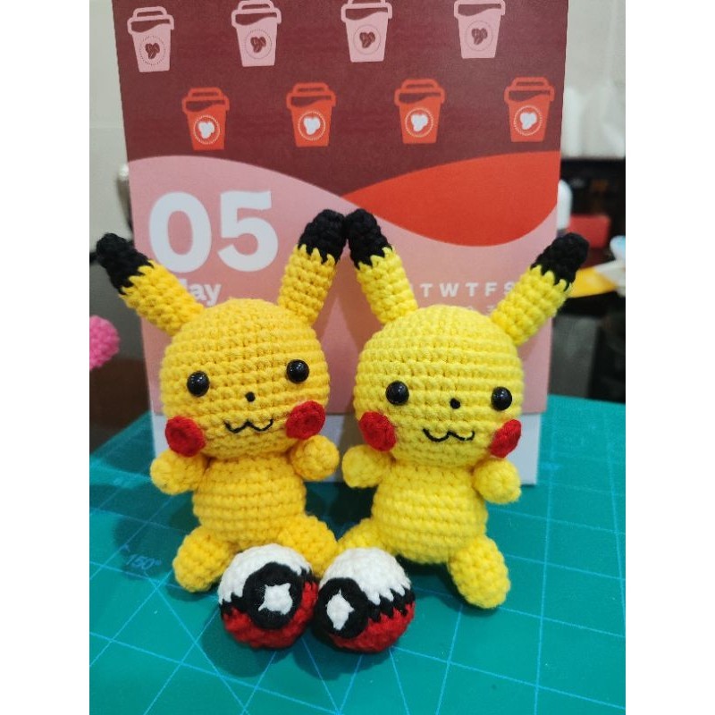 (Ready Stock) Crochet Pikachu keychain比卡丘 | Shopee Malaysia