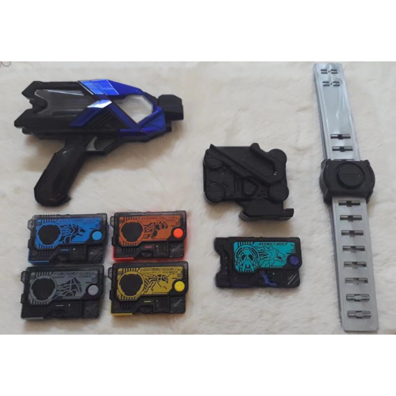 Bandai DX Kamen Rider Zero One Shotriser & Progrise Key | Shopee Malaysia