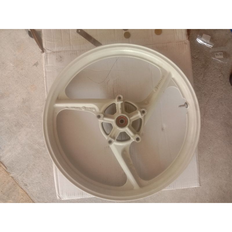 RIM ENKEI 3 BATANG PUTIH 1.6 PNP Y15/Y16 DEPAN SAHAJA | Shopee Malaysia