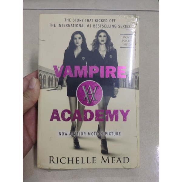 [BB] [Clearance Sale] Vampire Academy by Richelle Mead (YA > Fantasy ...
