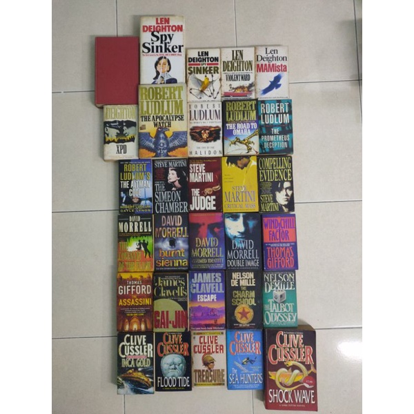 [BB] [Used] Books by Len Deighton, Robert Ludlum, Steve Martini ...