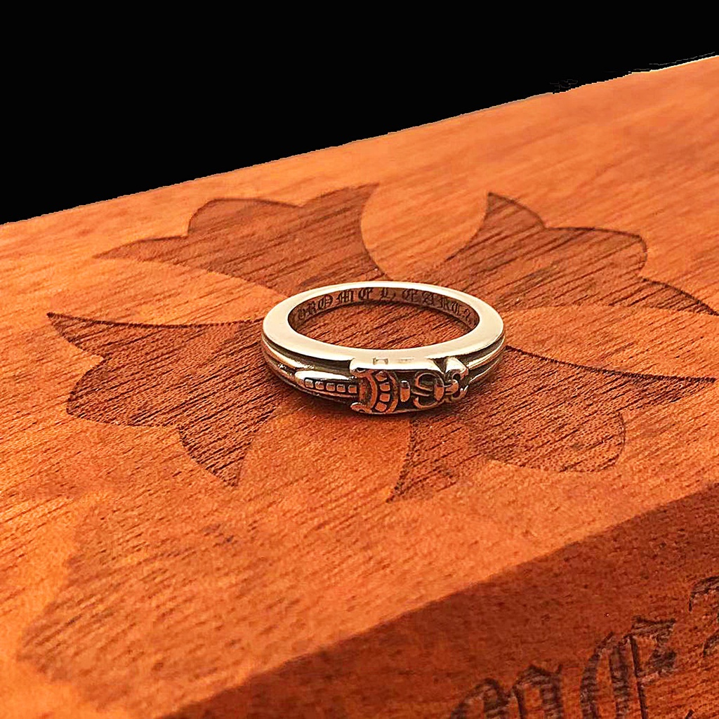 Chrome HEARTS Ring/925 Silver Holy Sword Shape Small Narrow Cross Retro Ring | Shopee Malaysia