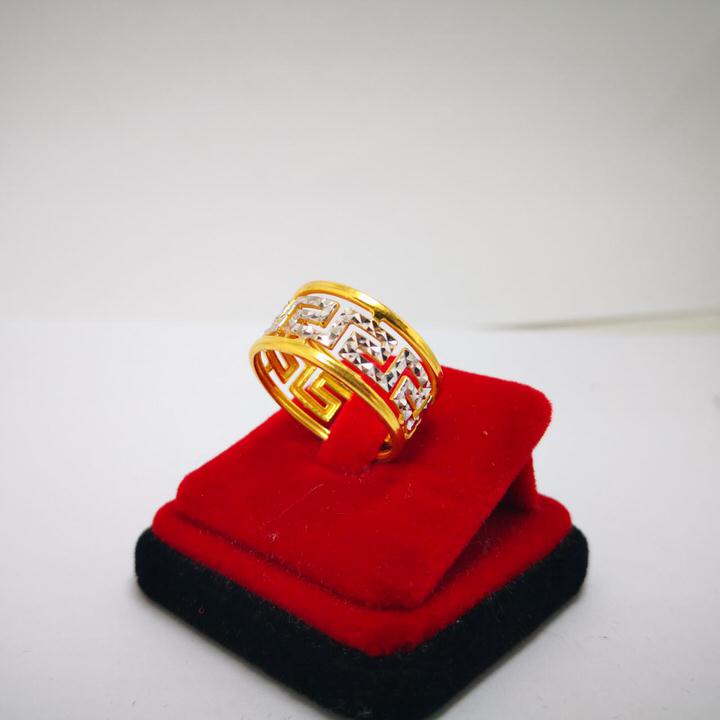 Emas916, Cincin 1.05cm+ Rt Maze Gc Line Kt Kt 20 8564 P325 size:8 13 | Shopee Malaysia
